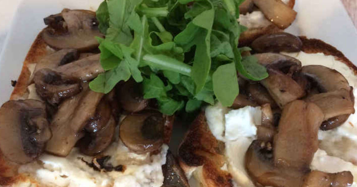 Mushroom and Cheese Bruschetta Recipe - Cheese on Toast