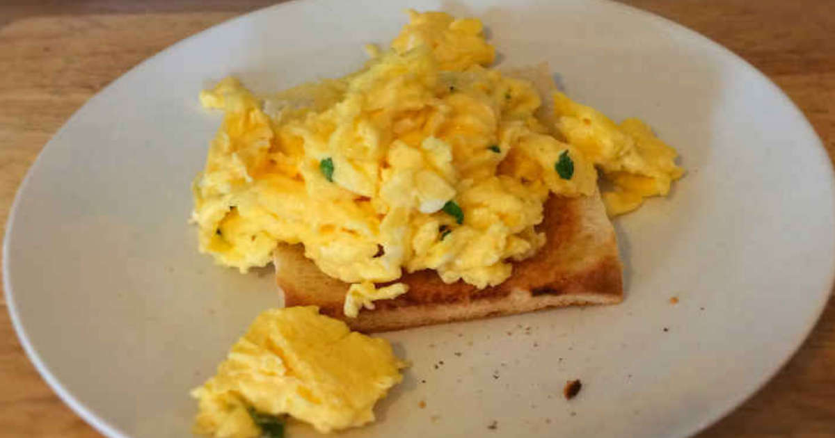 How to make Scrambled Eggs | Perfect Scrambled Egg Recipe